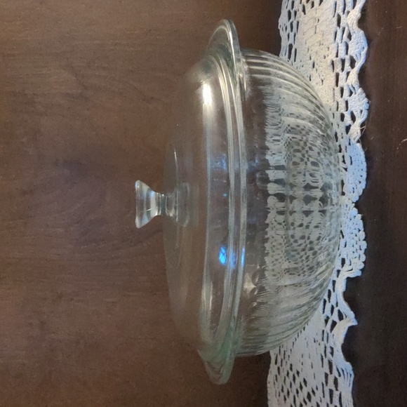 Pyrex | Kitchen | Vintage Pyrex 2 Quart Ribbed Clear Glass Casserole ...